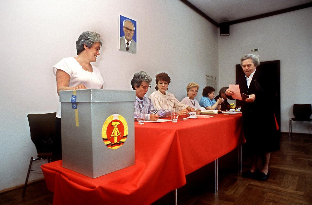 More Than Just an Oxymoron? Democracy in the German Democratic Republic ...